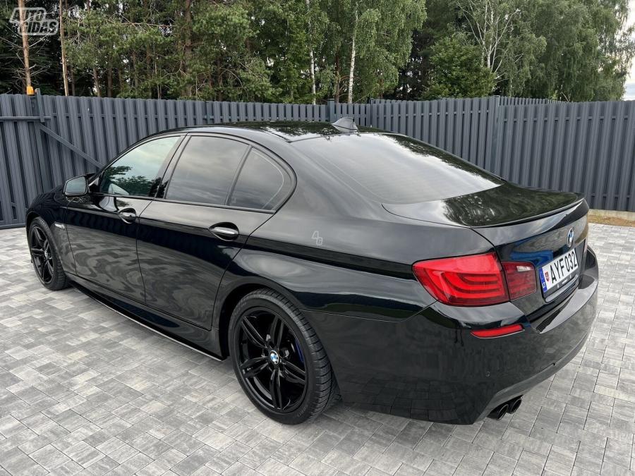 Melns BMW 530 2011 Viļņa, ar dzinēja tilpumu 3.00 L un nobraukumu 400 tūkst. km par 8800 €, foto 6 vietnē AUTOMOTO.COM.LV