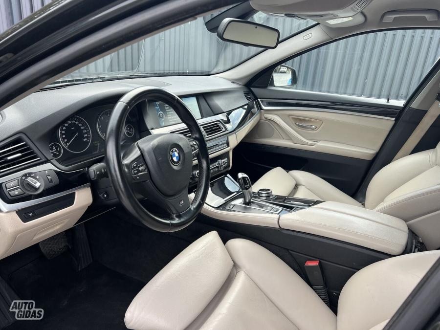 Melns BMW 530 2011 Viļņa, ar dzinēja tilpumu 3.00 L un nobraukumu 400 tūkst. km par 8800 €, foto 13 vietnē AUTOMOTO.COM.LV