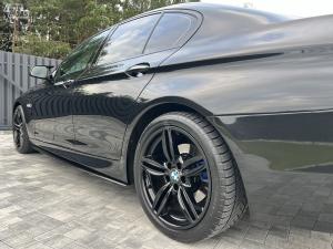 Melns BMW 530 2011 Viļņa, ar dzinēja tilpumu 3.00 L un nobraukumu 400 tūkst. km par 8800 €, foto 24 vietnē AUTOMOTO.COM.LV