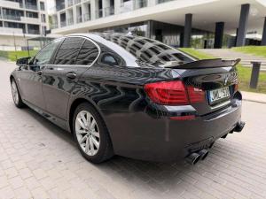 Black BMW 530 2011 in Vilnius, with an engine capacity of 2.99 L and mileage of 136 thousand km for 7300 €, photo 5 on AUTOMOTO.COM.LV