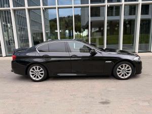 Black BMW 530 2011 in Vilnius, with an engine capacity of 2.99 L and mileage of 136 thousand km for 7300 €, photo 6 on AUTOMOTO.COM.LV