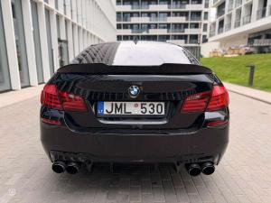 Black BMW 530 2011 in Vilnius, with an engine capacity of 2.99 L and mileage of 136 thousand km for 7300 €, photo 11 on AUTOMOTO.COM.LV