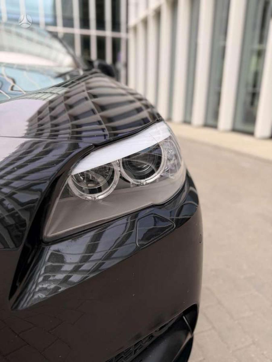 Black BMW 530 2011 in Vilnius, with an engine capacity of 2.99 L and mileage of 136 thousand km for 7300 €, photo 13 on AUTOMOTO.COM.LV