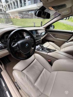 Black BMW 530 2011 in Vilnius, with an engine capacity of 2.99 L and mileage of 136 thousand km for 7300 €, photo 16 on AUTOMOTO.COM.LV