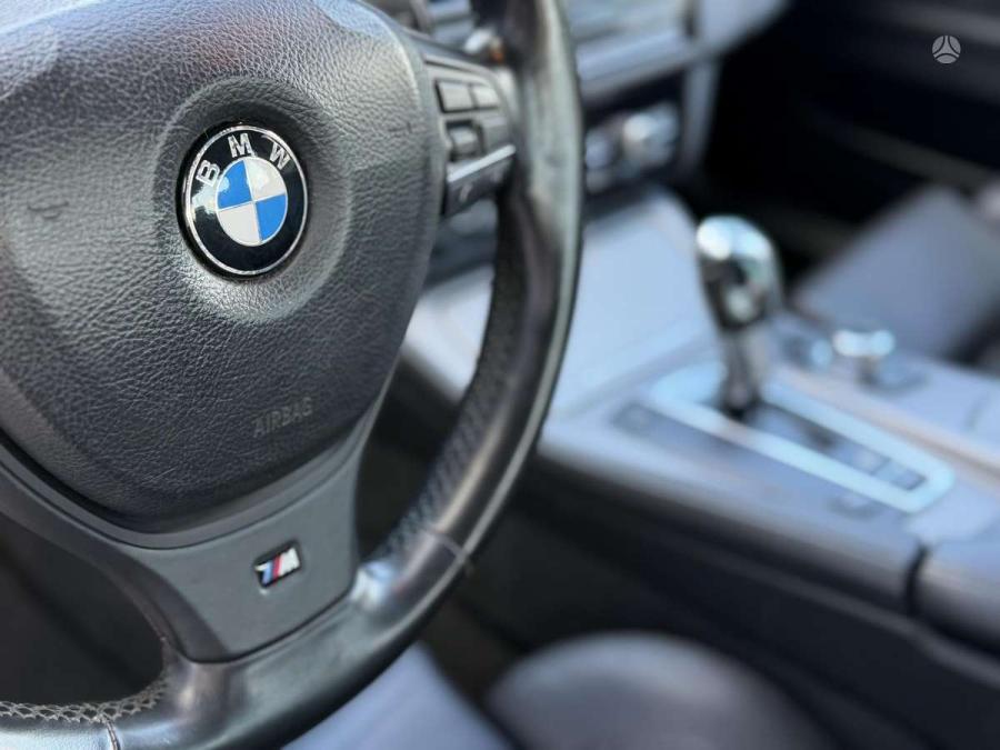 Melns BMW 530 2011 Viļņa, ar dzinēja tilpumu 0.00 L un nobraukumu 310 tūkst. km par 9890 €, foto 13 vietnē AUTOMOTO.COM.LV