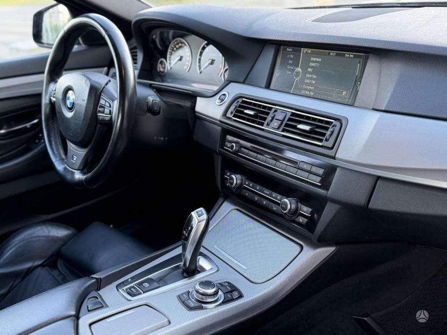 Melns BMW 530 2011 Viļņa, ar dzinēja tilpumu 0.00 L un nobraukumu 310 tūkst. km par 9890 €, foto 19 vietnē AUTOMOTO.COM.LV
