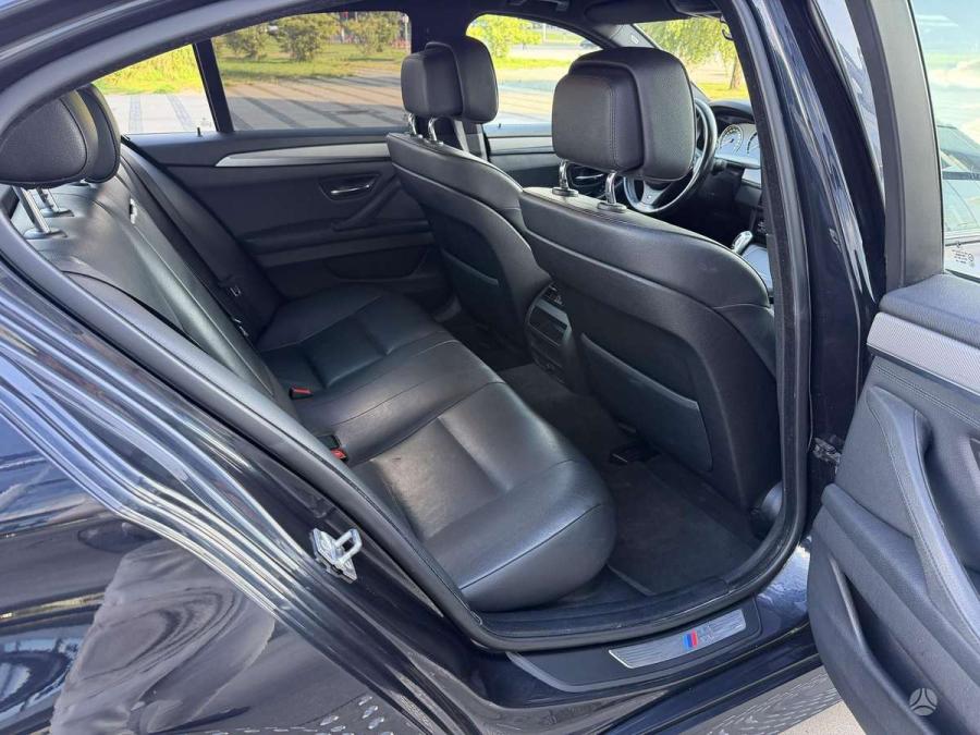 Melns BMW 530 2011 Viļņa, ar dzinēja tilpumu 0.00 L un nobraukumu 310 tūkst. km par 9890 €, foto 22 vietnē AUTOMOTO.COM.LV