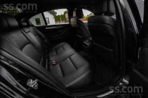 Black BMW 530 2011 in Jelgava, with an engine capacity of 3.00 L and mileage of 259 thousand km for 7790 €, photo 9 on AUTOMOTO.COM.LV