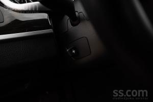 Black BMW 530 2011 in Jelgava, with an engine capacity of 3.00 L and mileage of 259 thousand km for 7790 €, photo 15 on AUTOMOTO.COM.LV