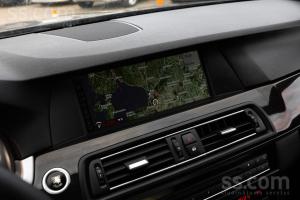 Black BMW 530 2011 in Jelgava, with an engine capacity of 3.00 L and mileage of 259 thousand km for 7790 €, photo 21 on AUTOMOTO.COM.LV