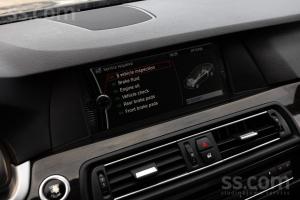 Black BMW 530 2011 in Jelgava, with an engine capacity of 3.00 L and mileage of 259 thousand km for 7790 €, photo 23 on AUTOMOTO.COM.LV