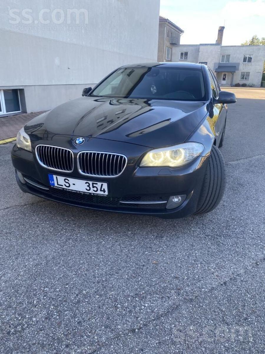 Melns BMW 530 2011 Gulbene, ar dzinēja tilpumu 3.00 L un nobraukumu 343 tūkst. km par 9200 €, foto 11 vietnē AUTOMOTO.COM.LV