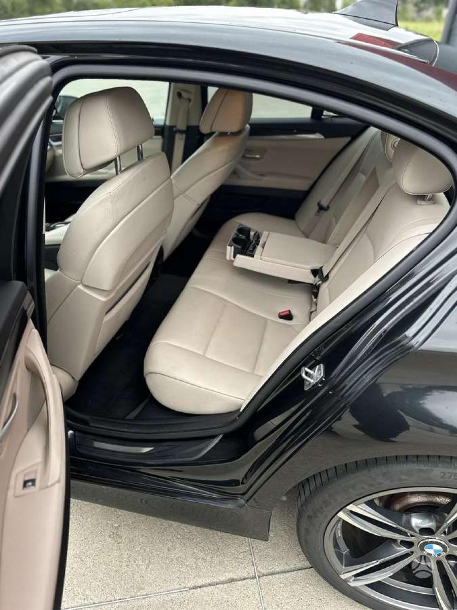 Black BMW 530 2011 in Kaunas, with an engine capacity of 2.99 L and mileage of 339 thousand km for 7850 €, photo 20 on AUTOMOTO.COM.LV