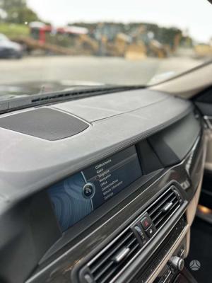Black BMW 530 2011 in Kaunas, with an engine capacity of 2.99 L and mileage of 339 thousand km for 7850 €, photo 34 on AUTOMOTO.COM.LV