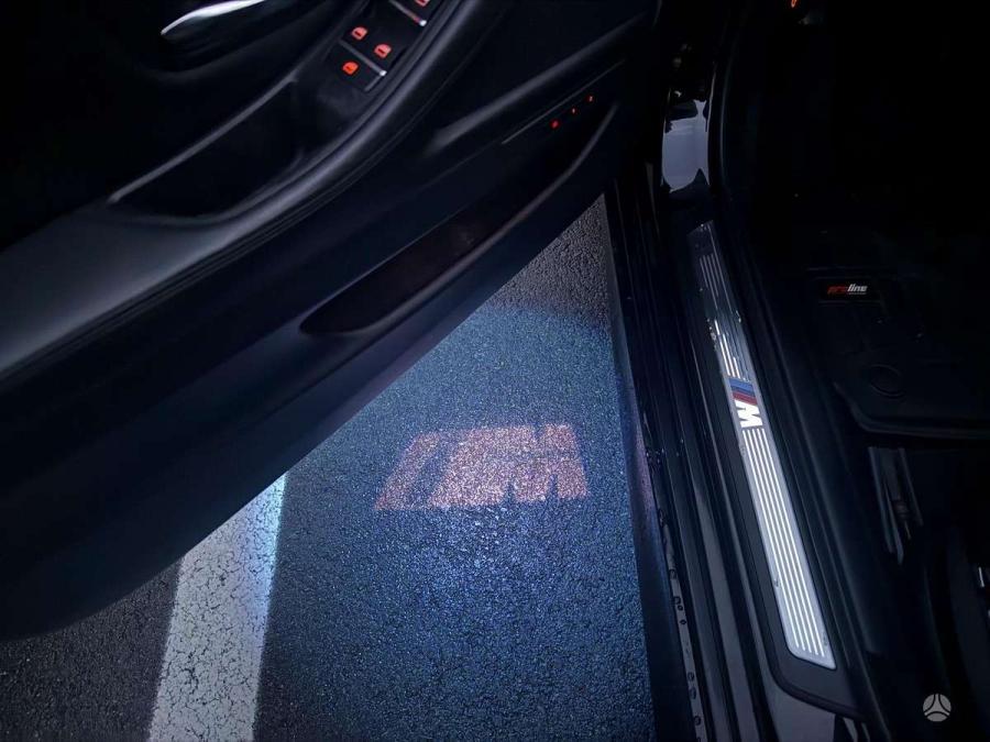 Black BMW 530 2011 in Marijampole, with an engine capacity of 2.99 L and mileage of 306 thousand km for 9400 €, photo 18 on AUTOMOTO.COM.LV