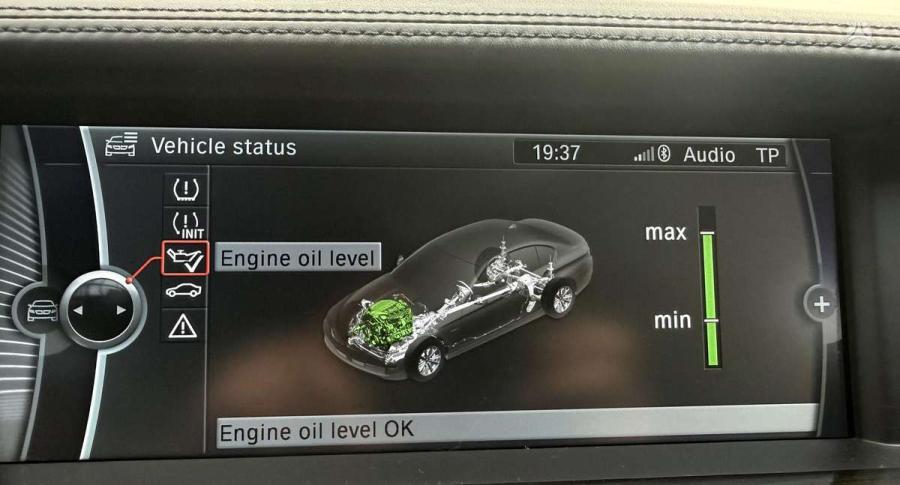 Black BMW 530 2011 in Marijampole, with an engine capacity of 2.99 L and mileage of 306 thousand km for 9400 €, photo 36 on AUTOMOTO.COM.LV