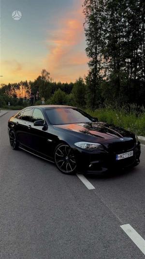 Melns BMW 530 2011 Alīta, ar dzinēja tilpumu 2.99 L un nobraukumu 315 tūkst. km par 10700 €, foto  vietnē AUTOMOTO.COM.LV