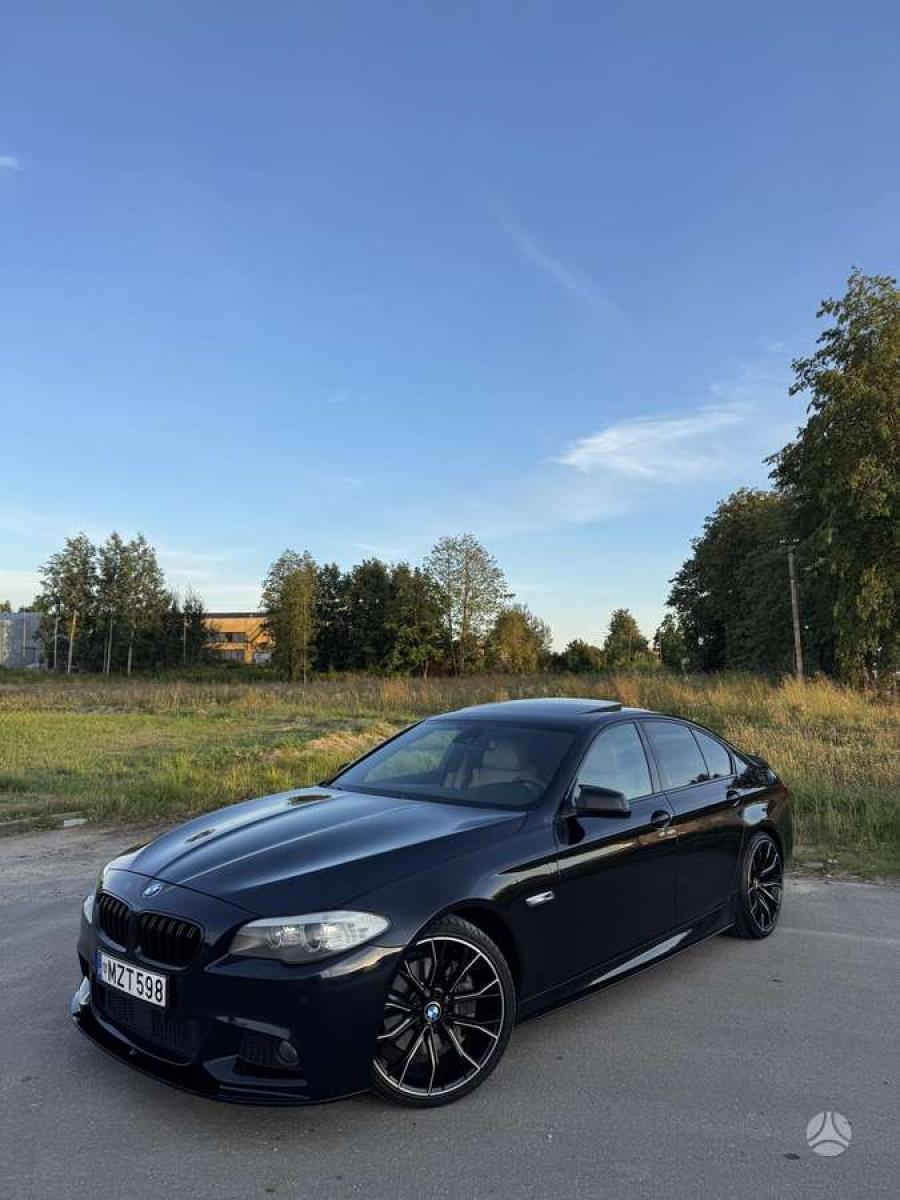 Melns BMW 530 2011 Alīta, ar dzinēja tilpumu 2.99 L un nobraukumu 315 tūkst. km par 10700 €, foto 4 vietnē AUTOMOTO.COM.LV