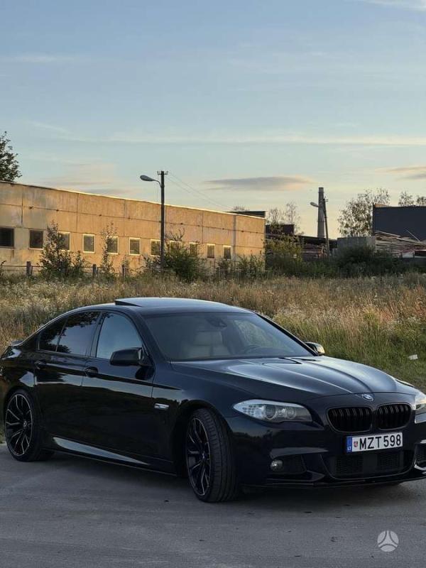 Melns BMW 530 2011 Alīta, ar dzinēja tilpumu 2.99 L un nobraukumu 315 tūkst. km par 10700 €, foto 11 vietnē AUTOMOTO.COM.LV