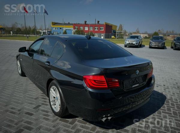 Черный БМВ 530 2012 в Вильнюс, объемом двигателя 3.00 л и пробегом 255 тыс. км за 8999 €, фото 6 на AUTOMOTO.COM.LV