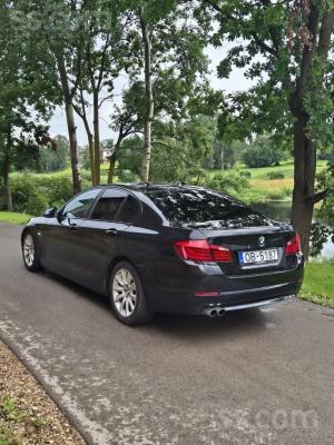 Melns BMW 530 2012 Bauska, ar dzinēja tilpumu 3.00 L un nobraukumu 0 tūkst. km par 9600 €, foto 4 vietnē AUTOMOTO.COM.LV