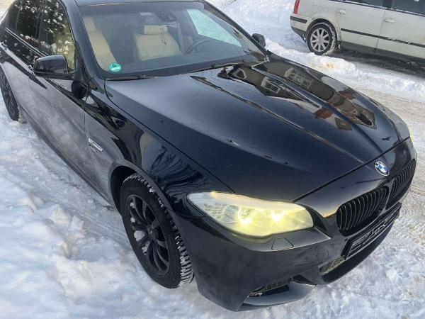 Melns BMW 530 2012 Viļņa, ar dzinēja tilpumu 2.99 L un nobraukumu 318 tūkst. km par 8900 €, foto 2 vietnē AUTOMOTO.COM.LV