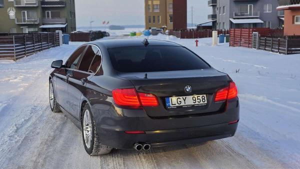 Black BMW 530 2012 in Siauliai, with an engine capacity of 2.99 L and mileage of 225 thousand km for 7500 €, photo 6 on AUTOMOTO.COM.LV