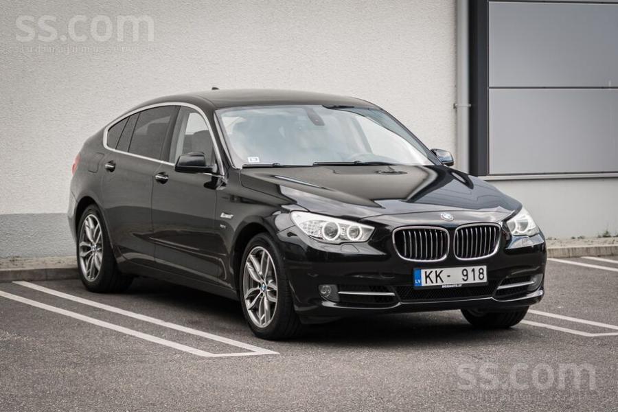 Black BMW 530 2012 in Riga, with an engine capacity of 3.00 L and mileage of 0 thousand km for 9650 €, photo 4 on AUTOMOTO.COM.LV