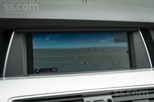 Black BMW 530 2012 in Riga, with an engine capacity of 3.00 L and mileage of 0 thousand km for 9650 €, photo 26 on AUTOMOTO.COM.LV