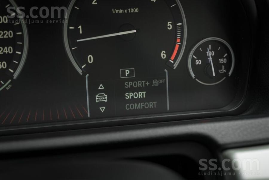 Black BMW 530 2012 in Riga, with an engine capacity of 3.00 L and mileage of 0 thousand km for 9650 €, photo 28 on AUTOMOTO.COM.LV