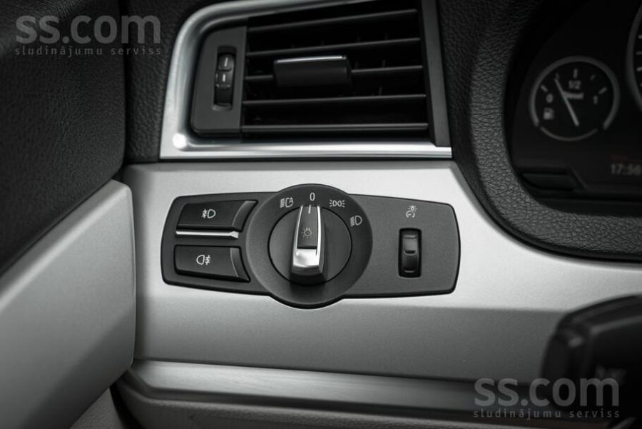 Black BMW 530 2012 in Riga, with an engine capacity of 3.00 L and mileage of 0 thousand km for 9650 €, photo 30 on AUTOMOTO.COM.LV