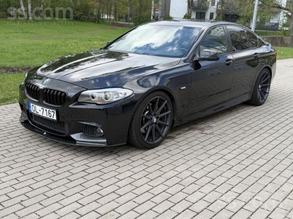 Melns BMW 530 2012 Rīga, ar dzinēja tilpumu 3.00 L un nobraukumu 255 tūkst. km par 13500 €, foto 4 vietnē AUTOMOTO.COM.LV