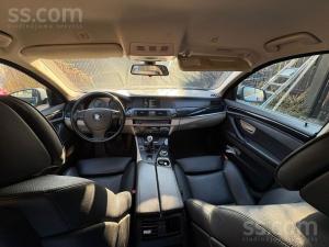 Melns BMW 530 2012 Rīga, ar dzinēja tilpumu 3.00 L un nobraukumu 294 tūkst. km par 9200 €, foto 5 vietnē AUTOMOTO.COM.LV