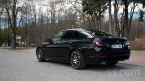 Melns BMW 530 2012 Rīga, ar dzinēja tilpumu 3.00 L un nobraukumu 240 tūkst. km par 9600 €, foto 4 vietnē AUTOMOTO.COM.LV
