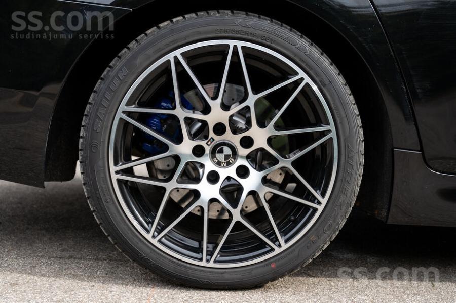 Melns BMW 530 2012 Rīga, ar dzinēja tilpumu 3.00 L un nobraukumu 240 tūkst. km par 9600 €, foto 29 vietnē AUTOMOTO.COM.LV