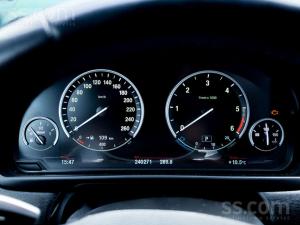 Melns BMW 530 2012 Rīga, ar dzinēja tilpumu 3.00 L un nobraukumu 240 tūkst. km par 9600 €, foto 34 vietnē AUTOMOTO.COM.LV