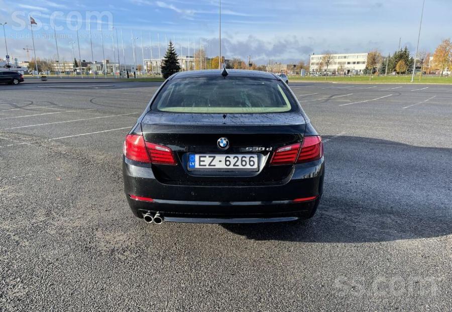 Black BMW 530 2012 in Riga, with an engine capacity of 3.00 L and mileage of 283 thousand km for 9990 €, photo 5 on AUTOMOTO.COM.LV