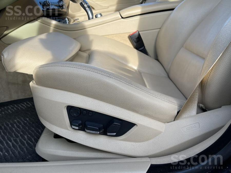 Black BMW 530 2012 in Riga, with an engine capacity of 3.00 L and mileage of 283 thousand km for 9990 €, photo 9 on AUTOMOTO.COM.LV