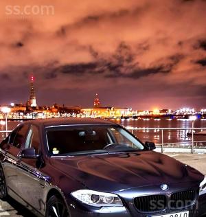 Melns BMW 530 2012 Rīga, ar dzinēja tilpumu 3.00 L un nobraukumu 243 tūkst. km par 11500 €, foto 3 vietnē AUTOMOTO.COM.LV