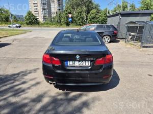 Black BMW 530 2012 in Riga, with an engine capacity of 3.00 L and mileage of 294 thousand km for 9490 €, photo 8 on AUTOMOTO.COM.LV