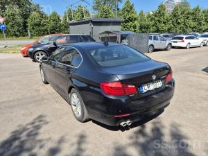 Black BMW 530 2012 in Riga, with an engine capacity of 3.00 L and mileage of 294 thousand km for 9490 €, photo 9 on AUTOMOTO.COM.LV