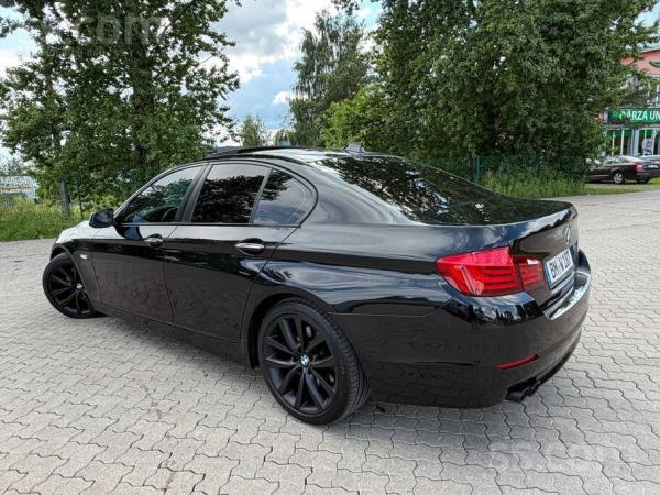 Black BMW 530 2012 in Riga, with an engine capacity of 3.00 L and mileage of 0 thousand km for 11500 €, photo 7 on AUTOMOTO.COM.LV