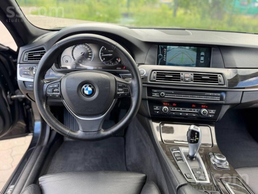 Black BMW 530 2012 in Riga, with an engine capacity of 3.00 L and mileage of 0 thousand km for 11500 €, photo 18 on AUTOMOTO.COM.LV