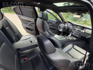 Black BMW 530 2012 in Riga, with an engine capacity of 3.00 L and mileage of 0 thousand km for 11500 €, photo 24 on AUTOMOTO.COM.LV