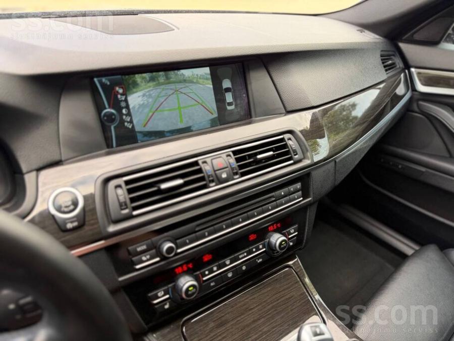 Black BMW 530 2012 in Riga, with an engine capacity of 3.00 L and mileage of 0 thousand km for 11500 €, photo 27 on AUTOMOTO.COM.LV