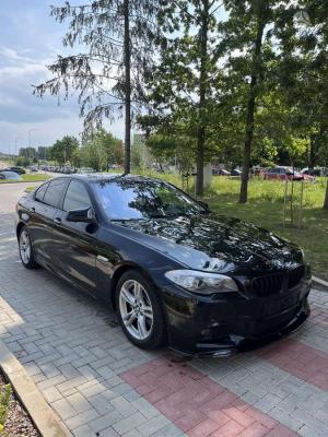 Black BMW 530 2012 in Elektrenai, with an engine capacity of 2.99 L and mileage of 210 thousand km for 9500 €, photo  on AUTOMOTO.COM.LV