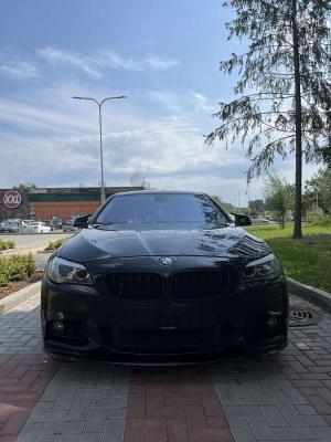 Melns BMW 530 2012 Elektrėnai, ar dzinēja tilpumu 2.99 L un nobraukumu 210 tūkst. km par 9500 €, foto 5 vietnē AUTOMOTO.COM.LV