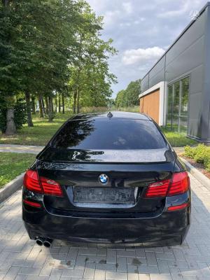 Melns BMW 530 2012 Elektrėnai, ar dzinēja tilpumu 2.99 L un nobraukumu 210 tūkst. km par 9500 €, foto 6 vietnē AUTOMOTO.COM.LV
