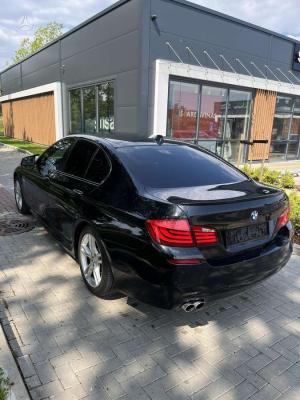 Melns BMW 530 2012 Elektrėnai, ar dzinēja tilpumu 2.99 L un nobraukumu 210 tūkst. km par 9500 €, foto 8 vietnē AUTOMOTO.COM.LV