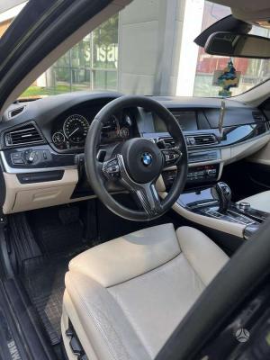 Melns BMW 530 2012 Elektrėnai, ar dzinēja tilpumu 2.99 L un nobraukumu 210 tūkst. km par 9500 €, foto 10 vietnē AUTOMOTO.COM.LV